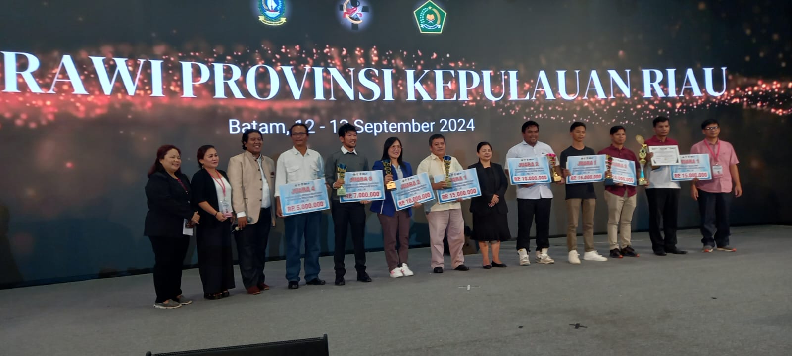Kontingen Batam Juara Umum Pesparawi Kepri 2024 - NUSA VIRAL